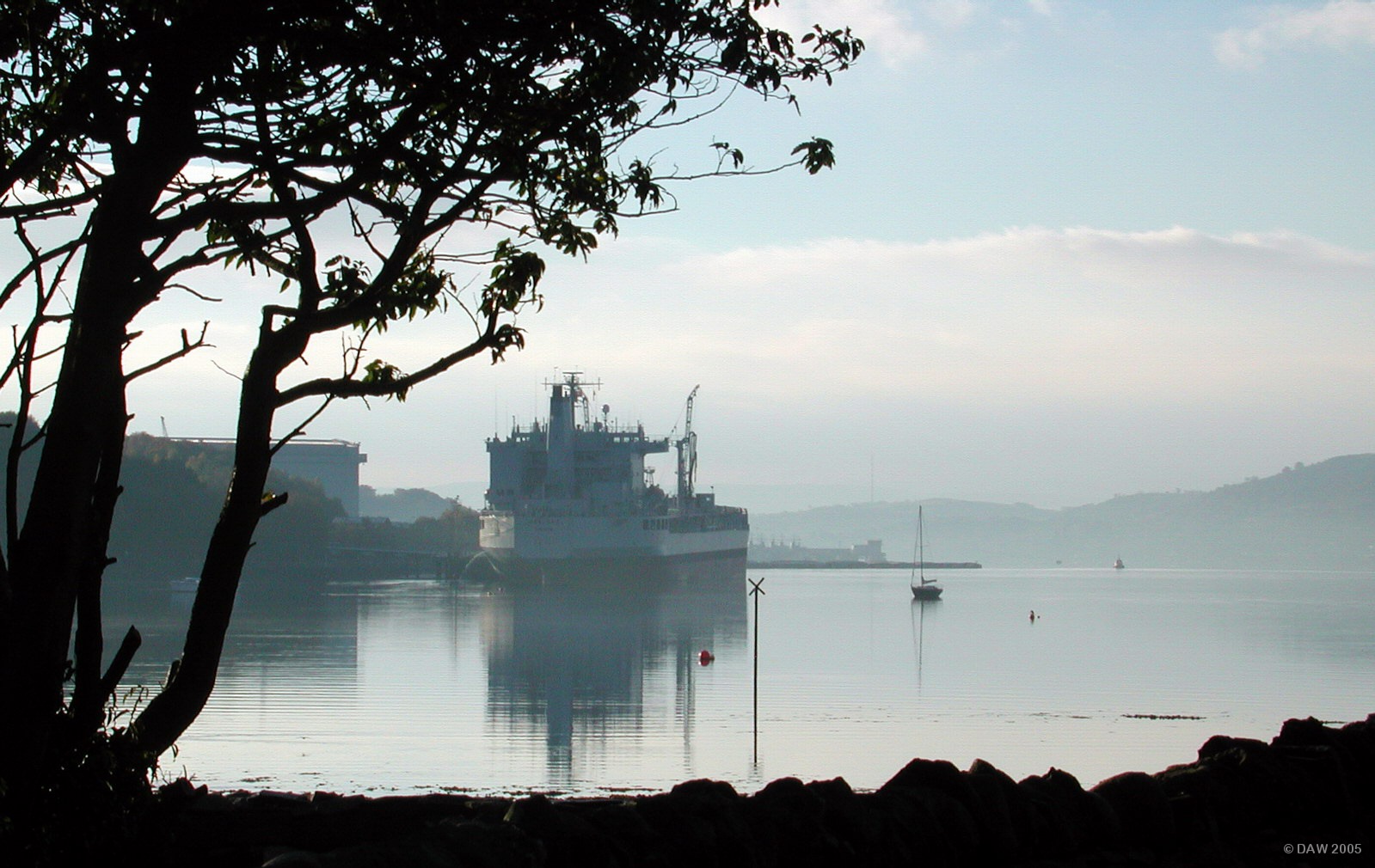 Royal Navy depots and bases - RFA Oakleaf moored at Faslane Fuel Depot ...